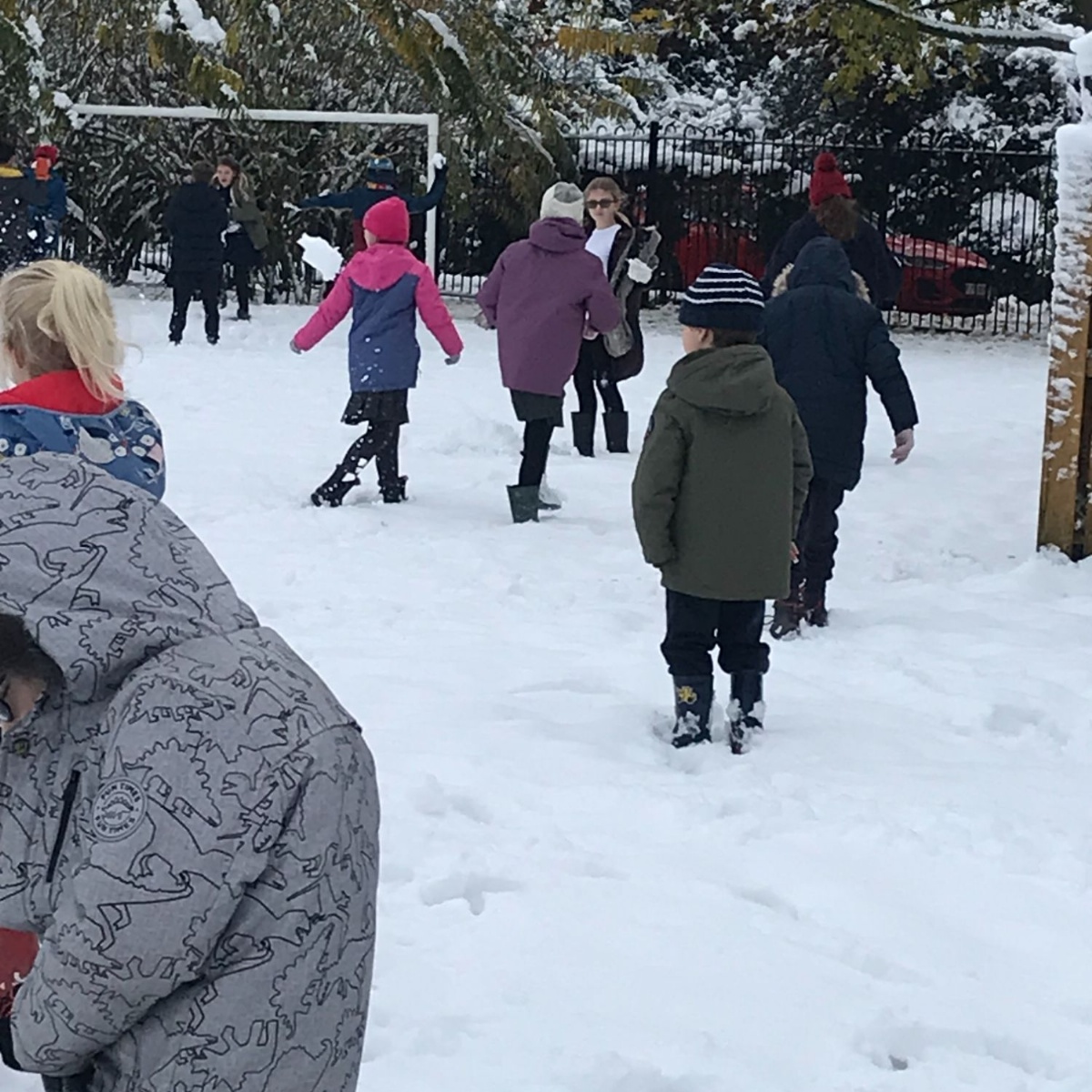 Halam C of E Primary School - Snow fun