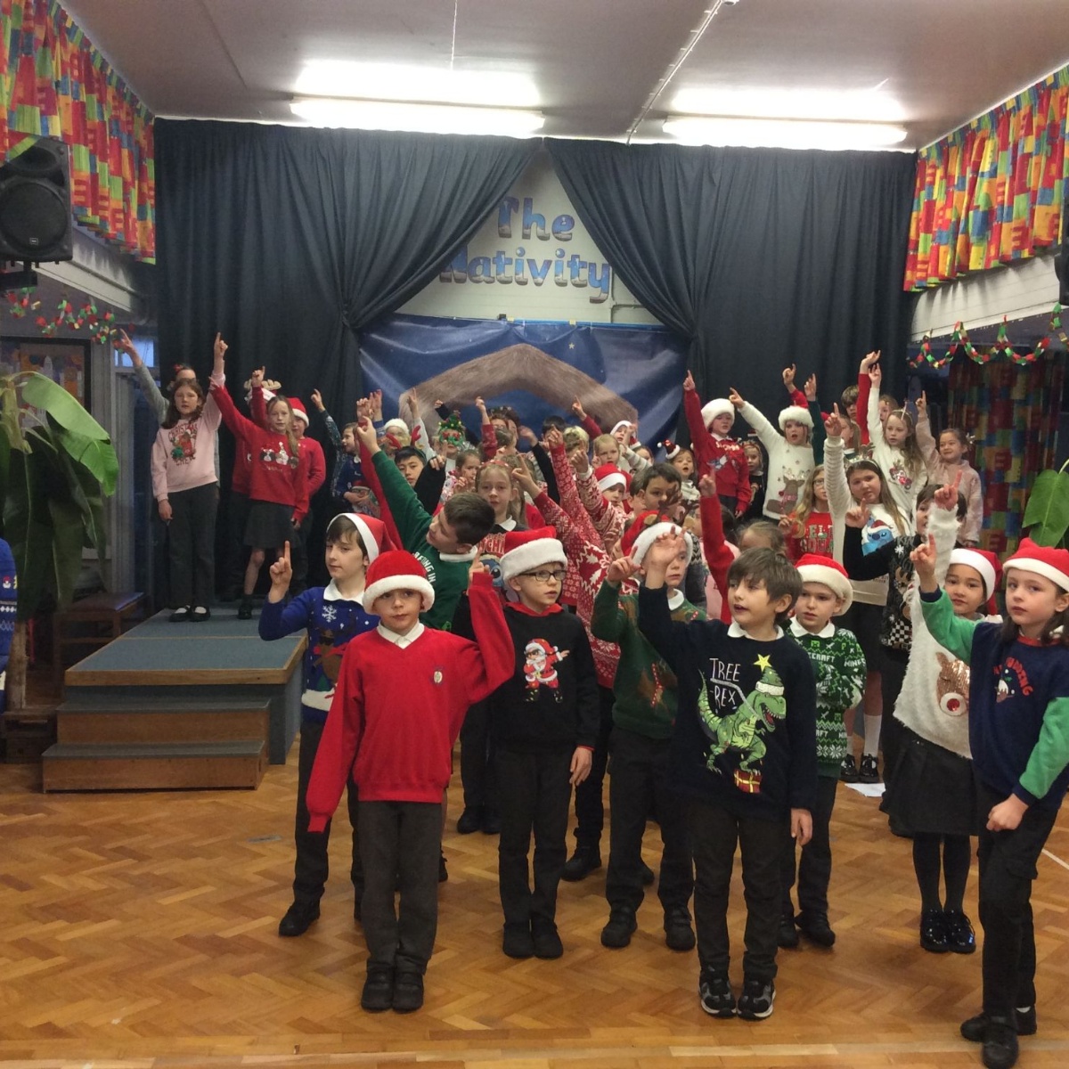 Halam C of E Primary School - Carols and Mince Pies!
